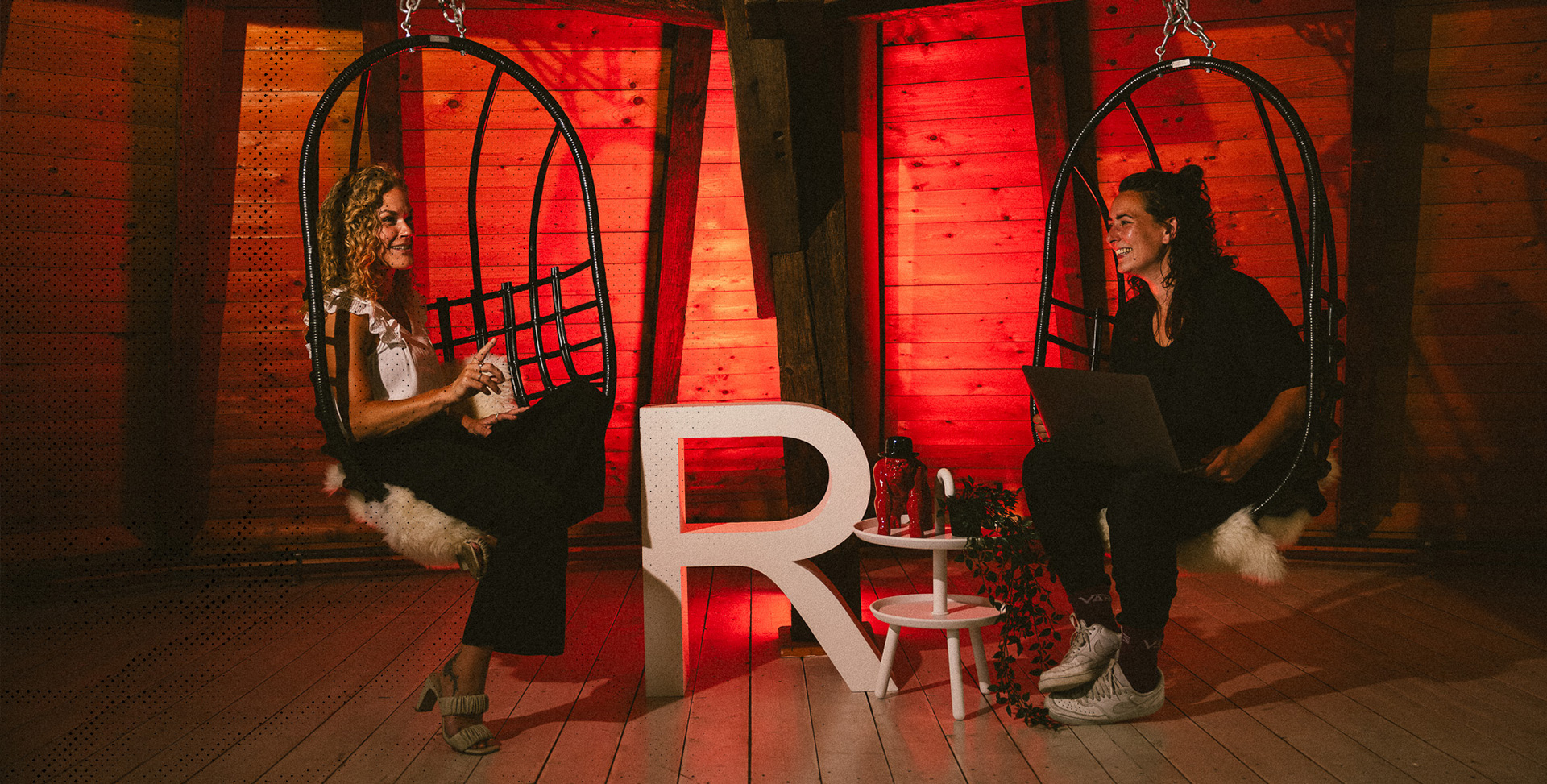 Brands ON. Bekijk onze branding en communicatie pro projecten.